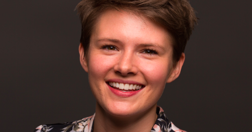 Gavin James Roberts Television Blog: DOCUMENTARY UNIT: SOCIAL MEDIA EXPERT