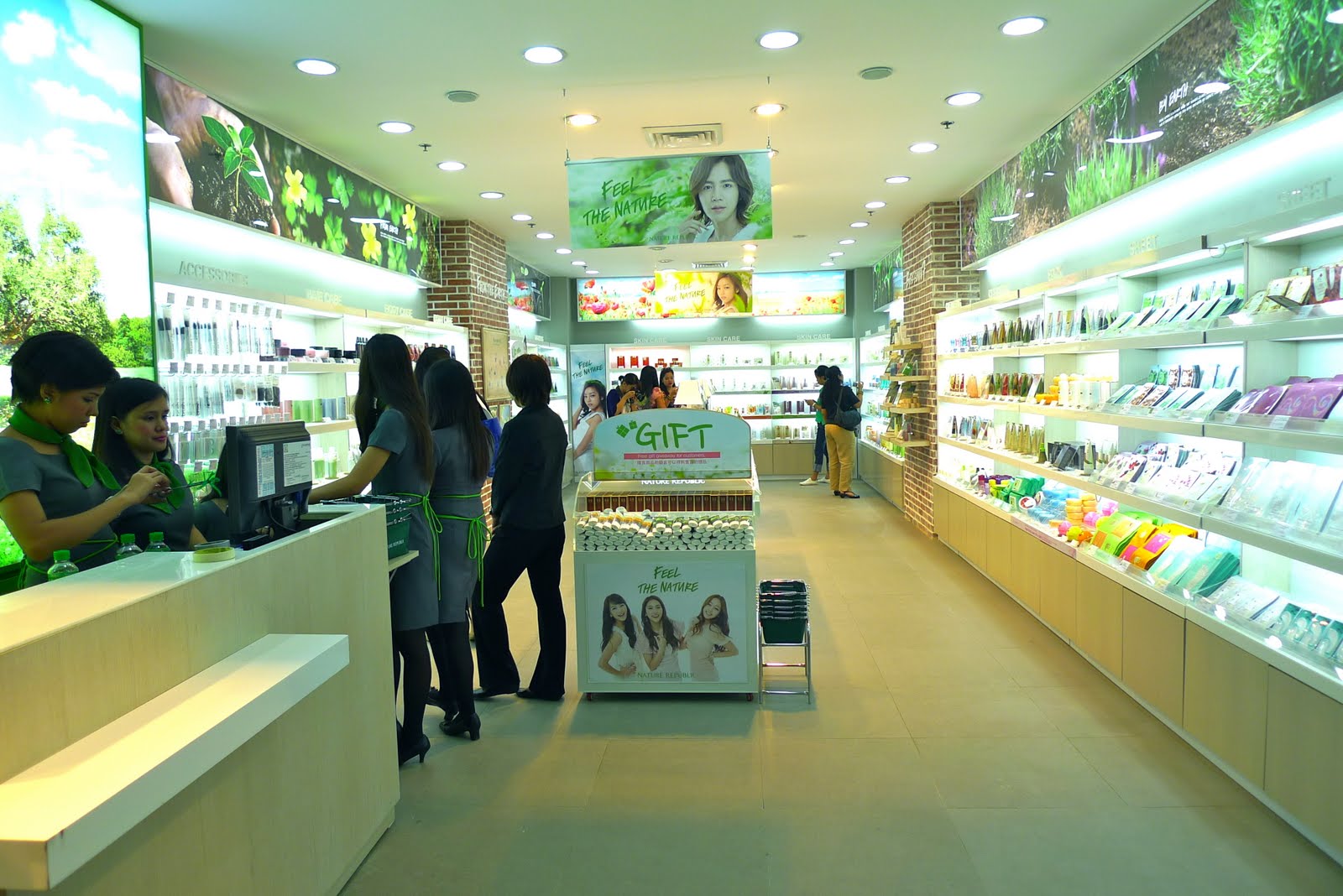 NATURE REPUBLIC IS IN TOWN!