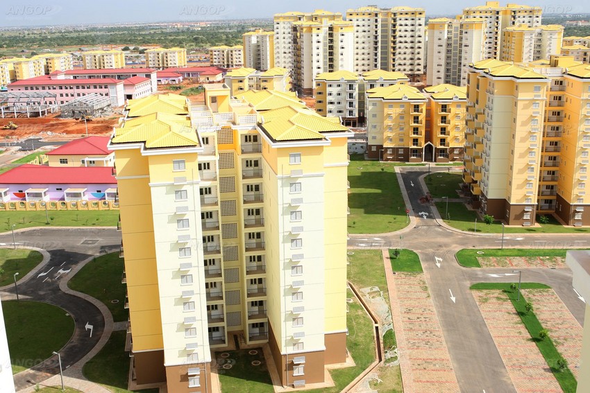 Casas do Kilamba são postas à venda - PlatinaLine