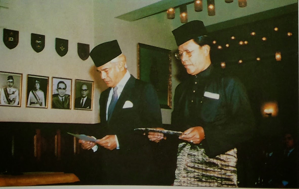 WARISAN RAJA & PERMAISURI MELAYU: Almarhum Hakim Raja Azlan Shah..
