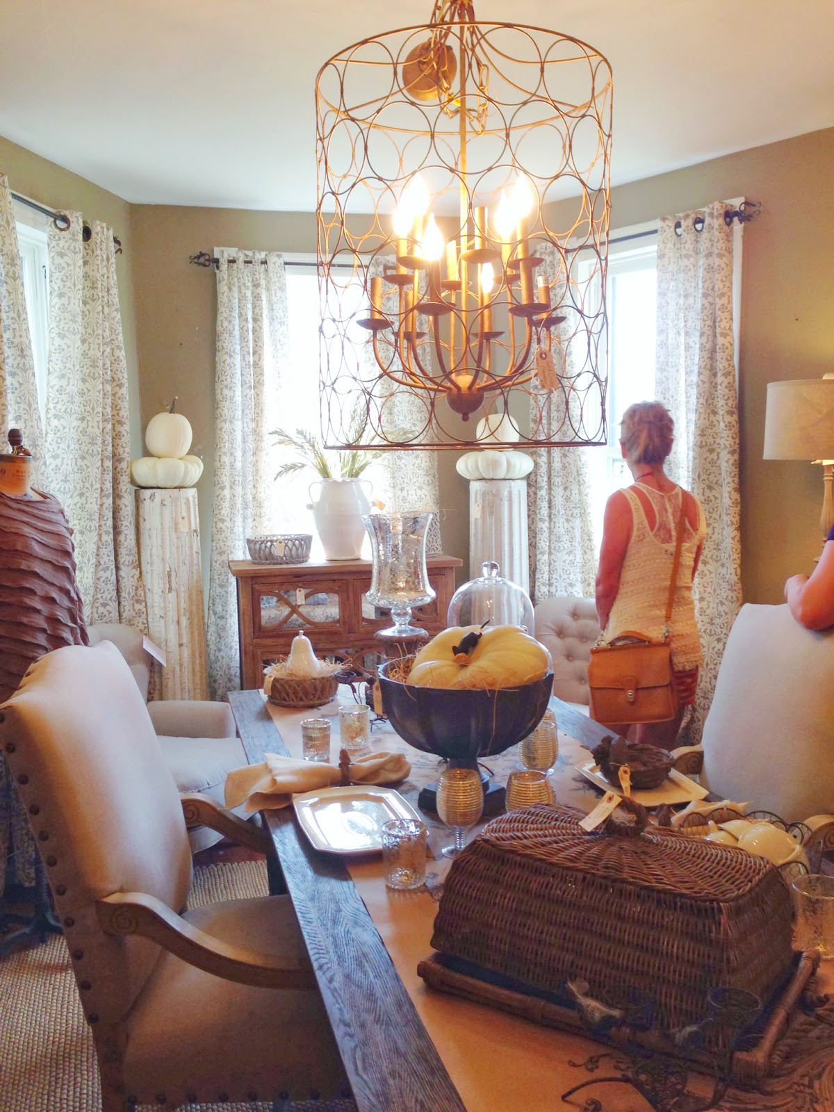 Trash Can Turned Side Table {31 Days: Day 11}