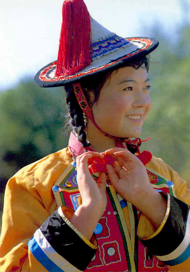 FolkCostume&Embroidery: February 2018