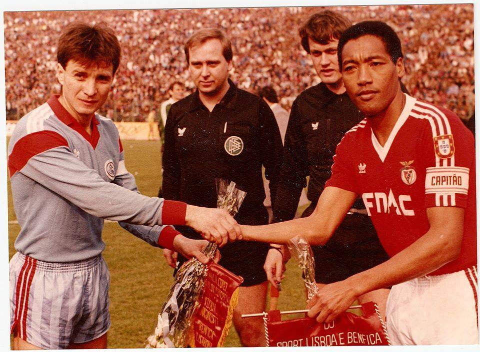 Um Dia Com Sheu Han | EDdB