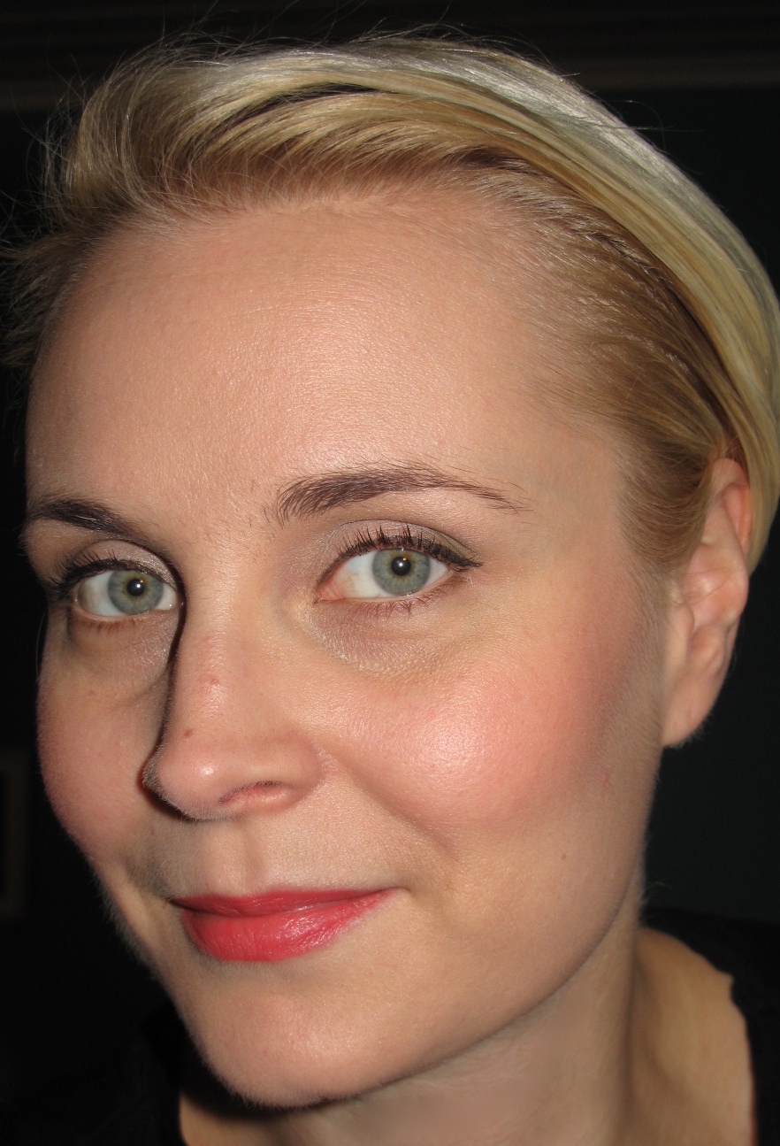 My favorite: Make Up Store Wonder Powder foundation (& a Touch of peach ...
