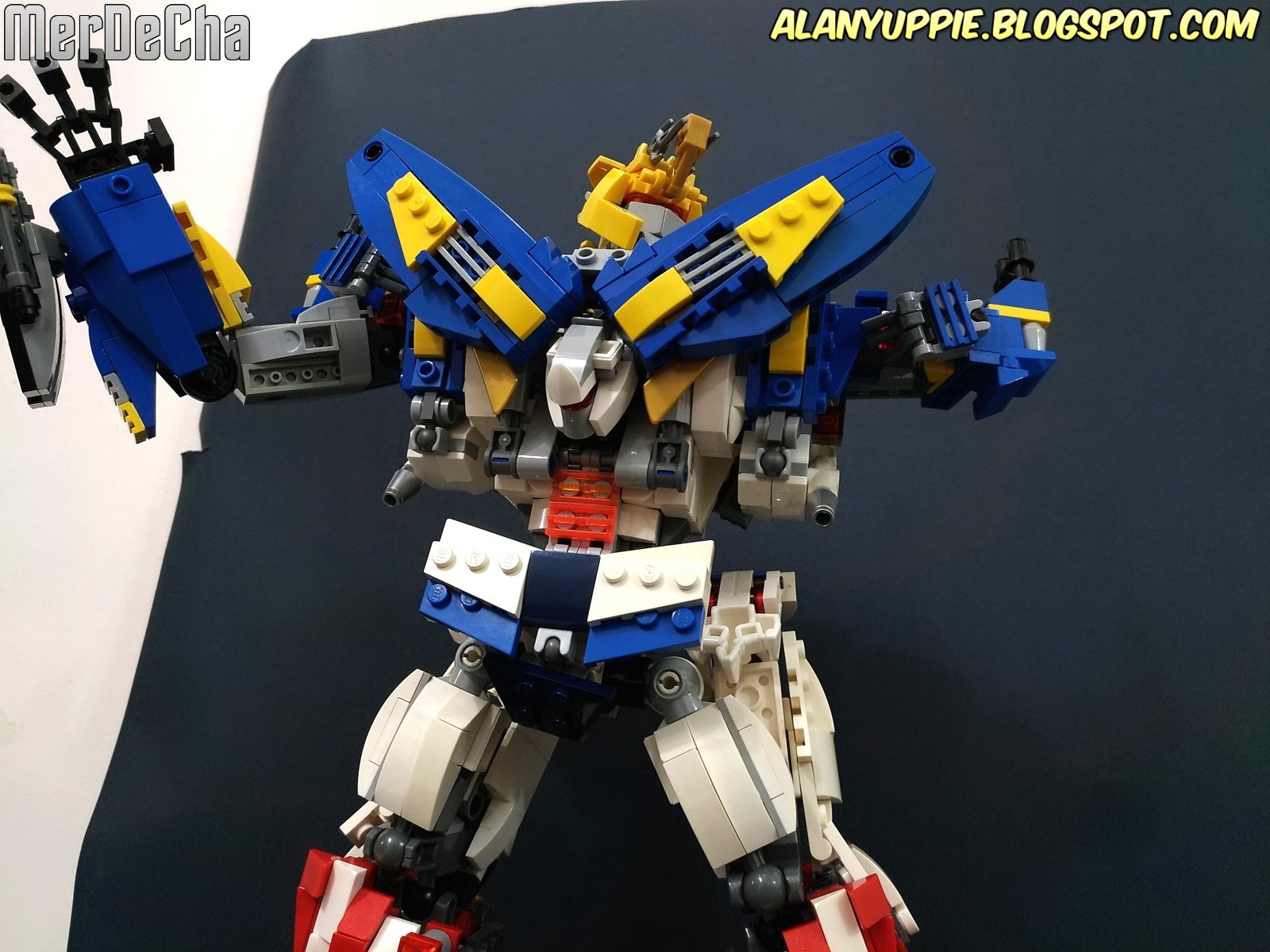 Alanyuppie's LEGO Transformers: LEGO Pacific Rim Jaeger Combiner ...