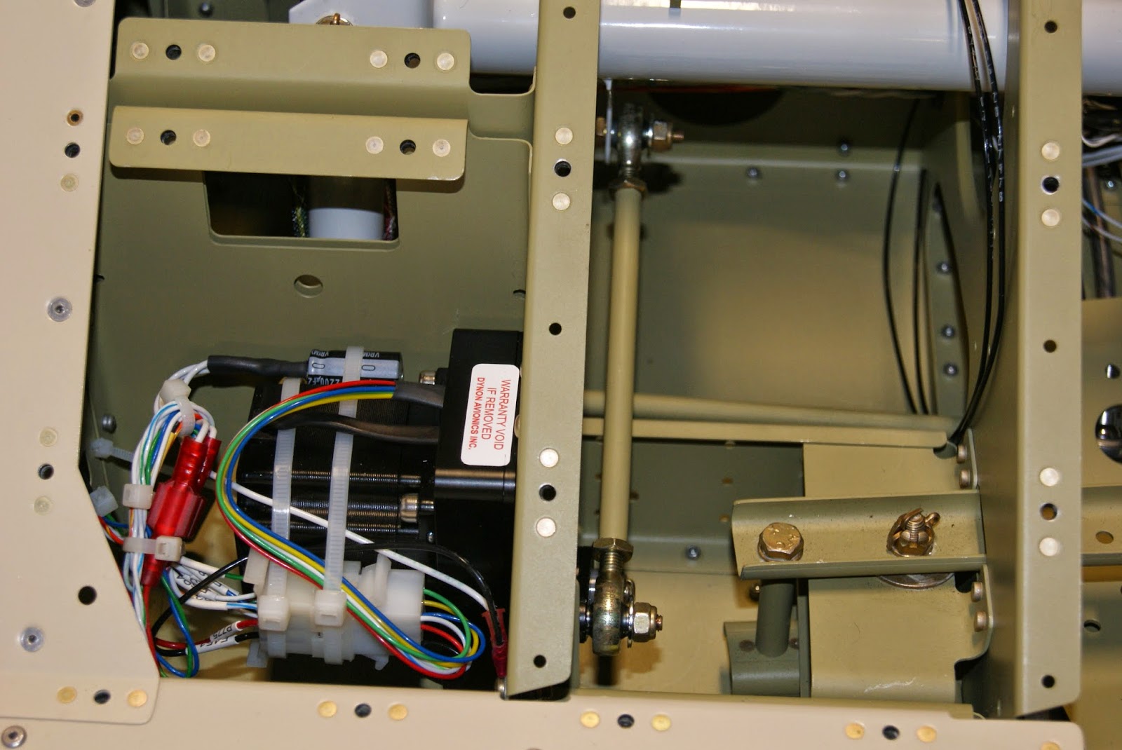 DOG Aviation John's RV-12 Blog: Autopilot Pitch Servo Installation ...