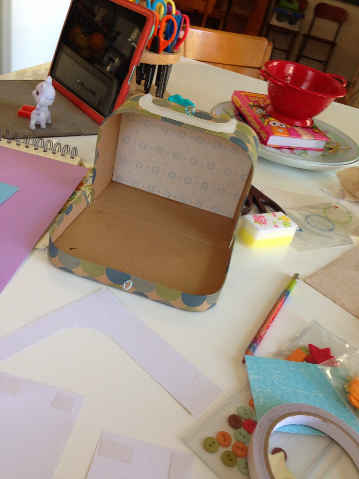 Two Belles and a Beau: Sew Crafty Saturday: Summertime Crafting