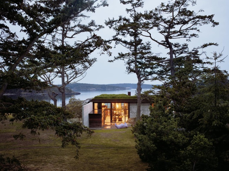 LA CASA DE LAS ROCAS [] HOUSE OF THE ROCKS