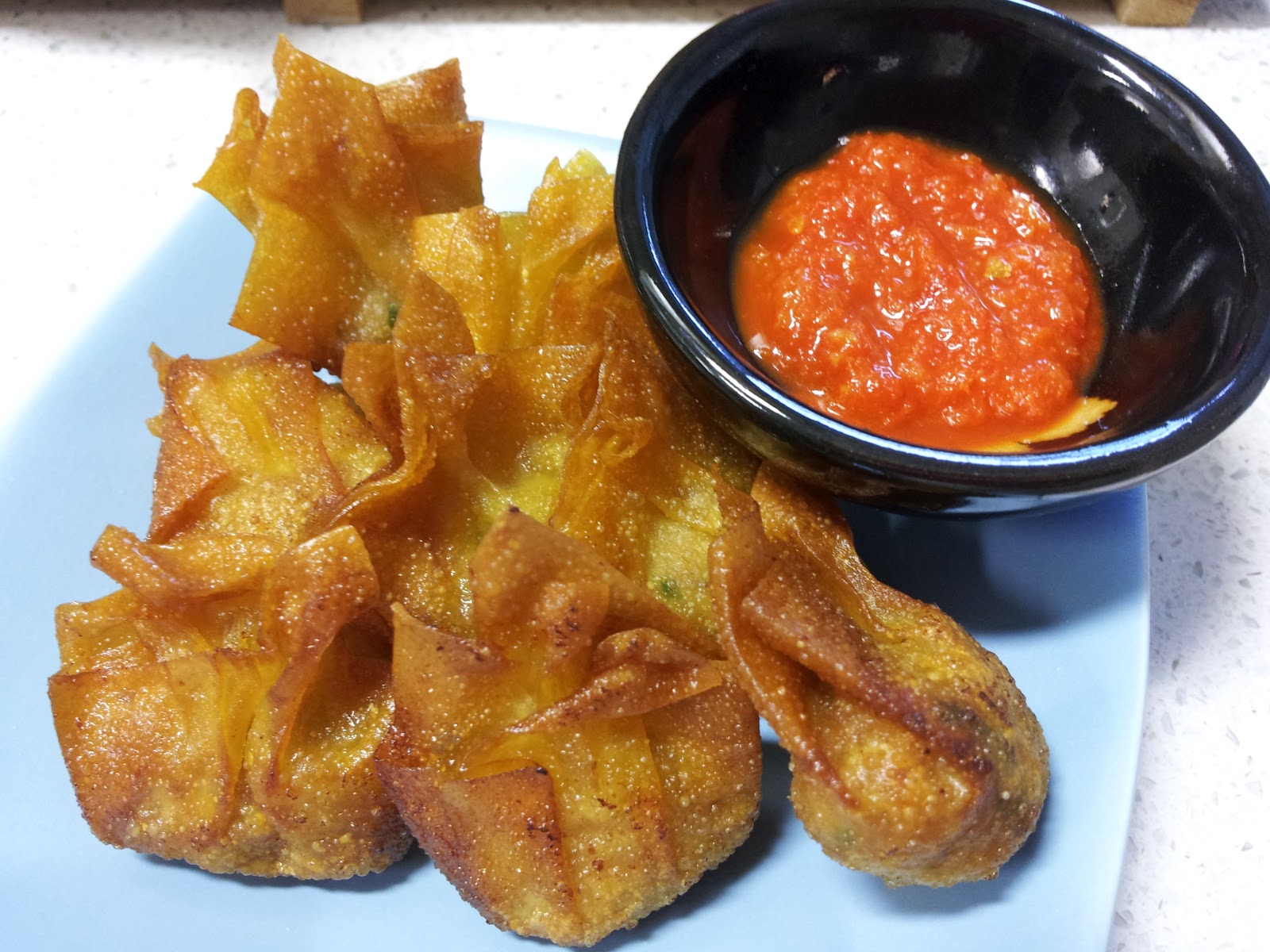 Kimchi House: Fry mini dumpling/미니만두 튀김/炸云吞