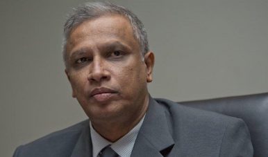 போர்க்குற்றத்தை கைவிடவில்லை:சுமந்திரன்! - pathivu.com