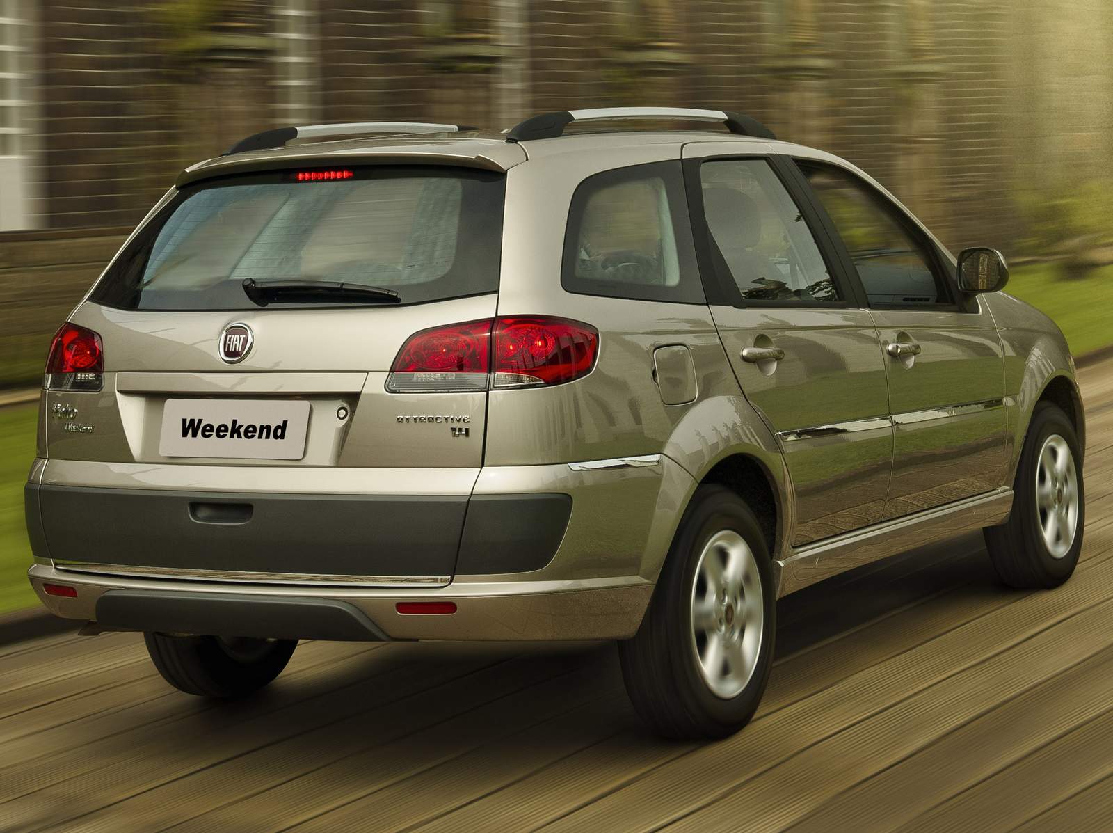 Fiat Palio Weekend 2015: preços, consumo e especificações