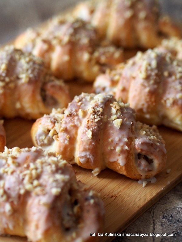 Najpyszniejsze rogale marcińskie - lepsze niż z cukierni | Smaczna Pyza