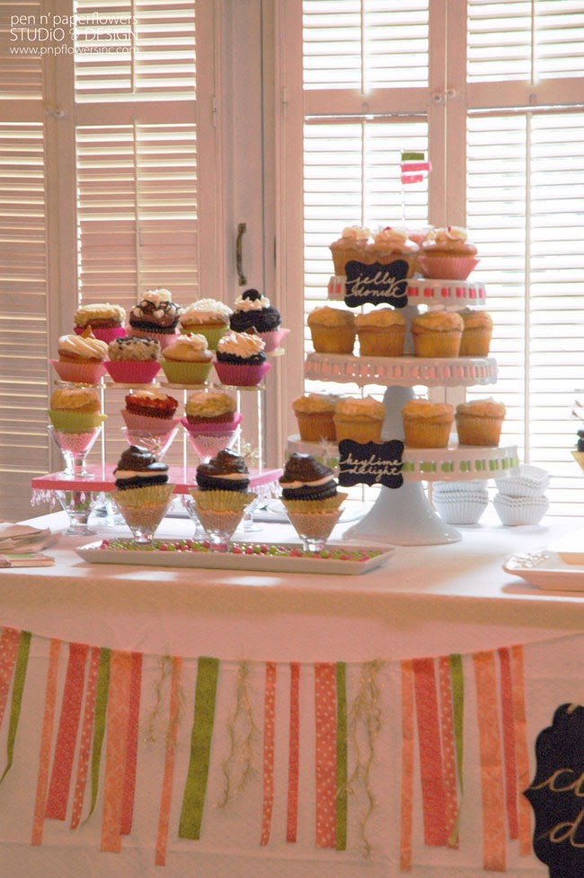Pen + Paper Flowers: STYLING | Cupcake Delights Cupcake Challenge Table