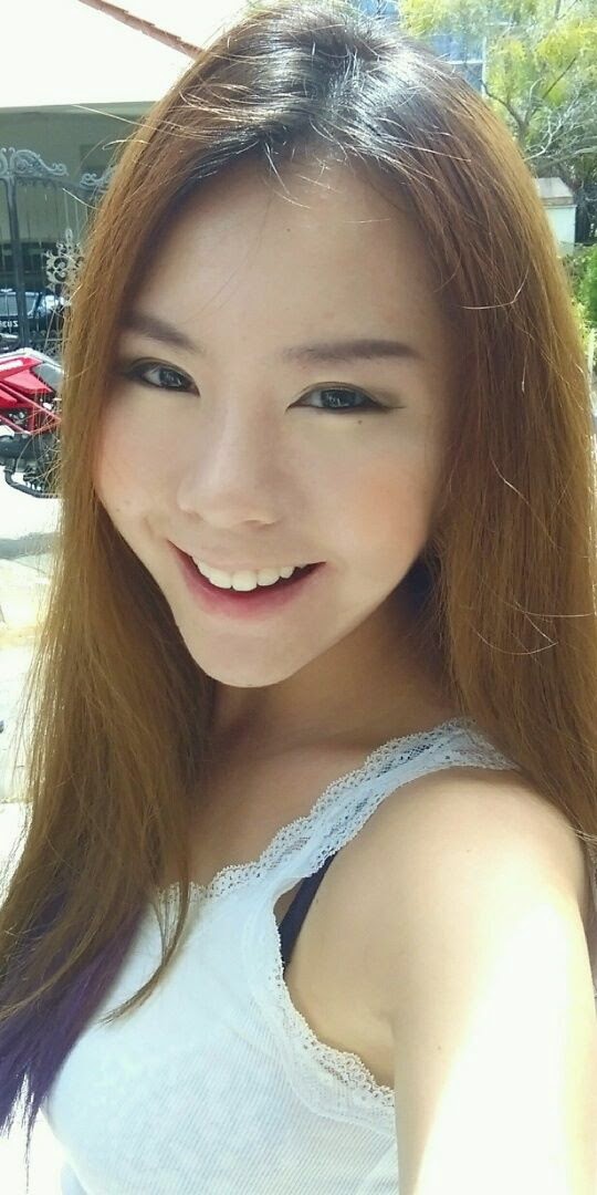 Vaune Phan: Vaune Phan: Who Am I?