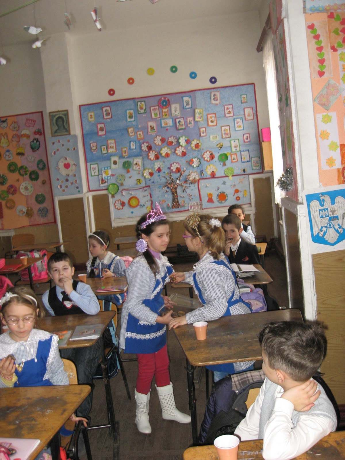 DIN INIMĂ PENTRU TOŢI...♥: LA MULŢI ANI, DELIA