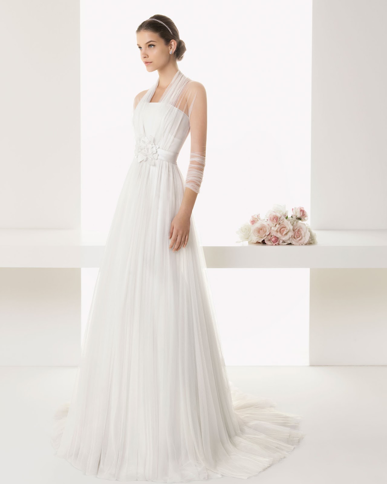 Hoje vou casar assim: Selecção de vestidos Rosa Clará - 2013