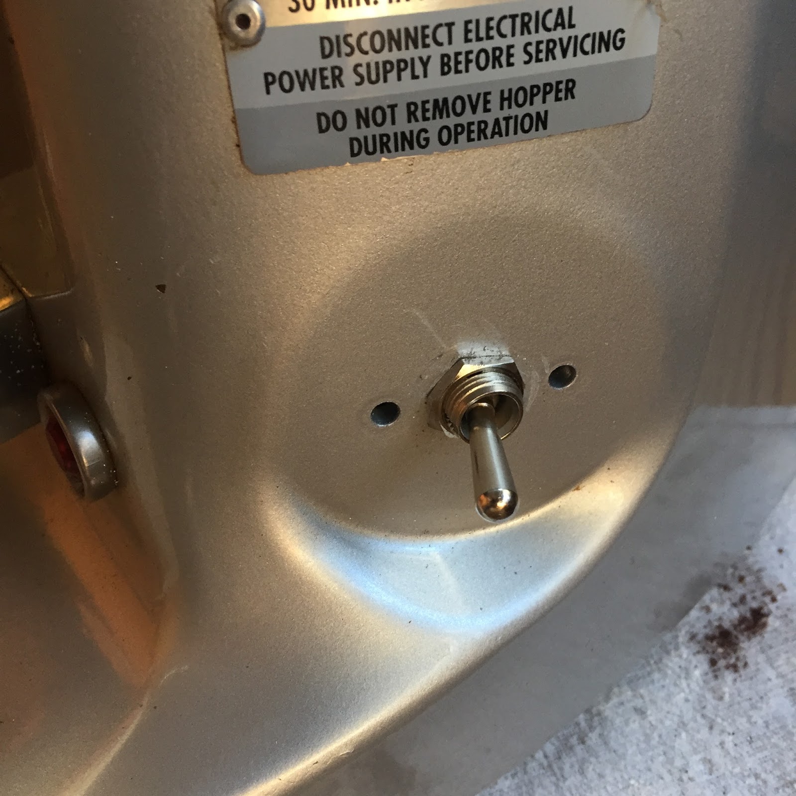 Coffee Art and More: Replacing Mazzer Super Jolly timer with on/off switch