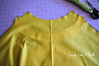 Laugh, Love, and Craft: Cape Tutorial