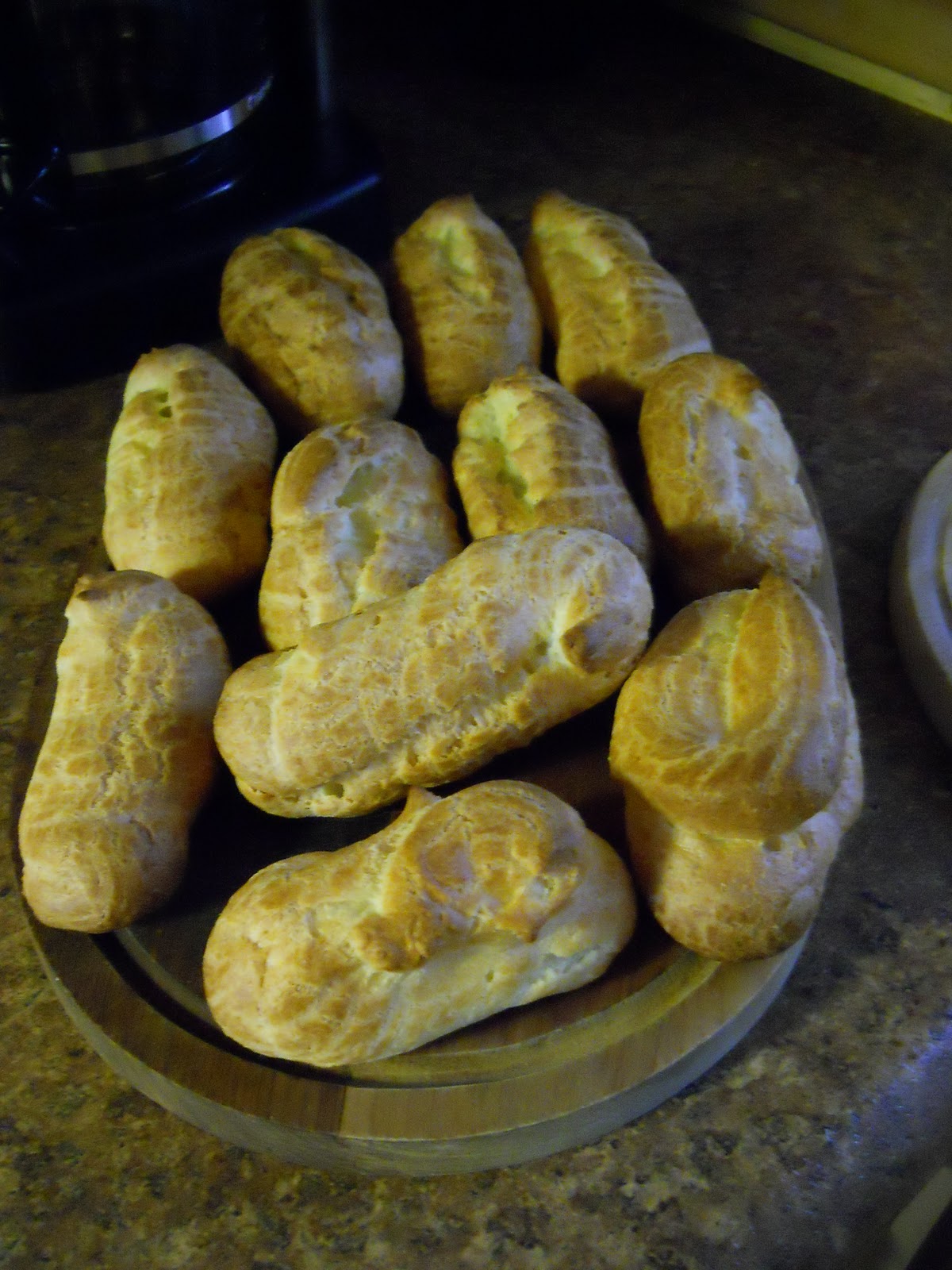 Eat cook and love: Éclairs au chocolat de la maison Ladurée