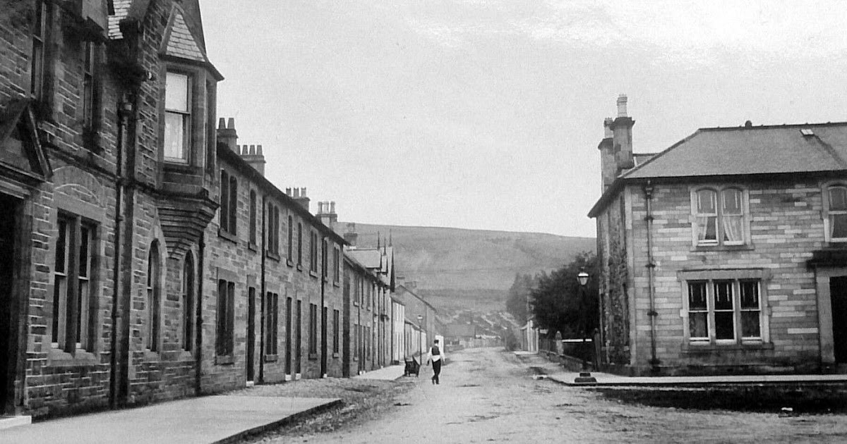 Tour Scotland: Old Photograph Langholm Street Newcastleton Scotland