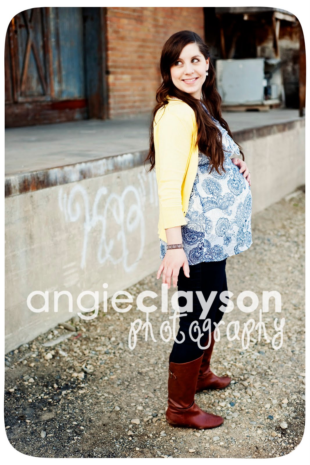 angie clayson photo: {Courtney and Bryson}; Utah County Maternity ...