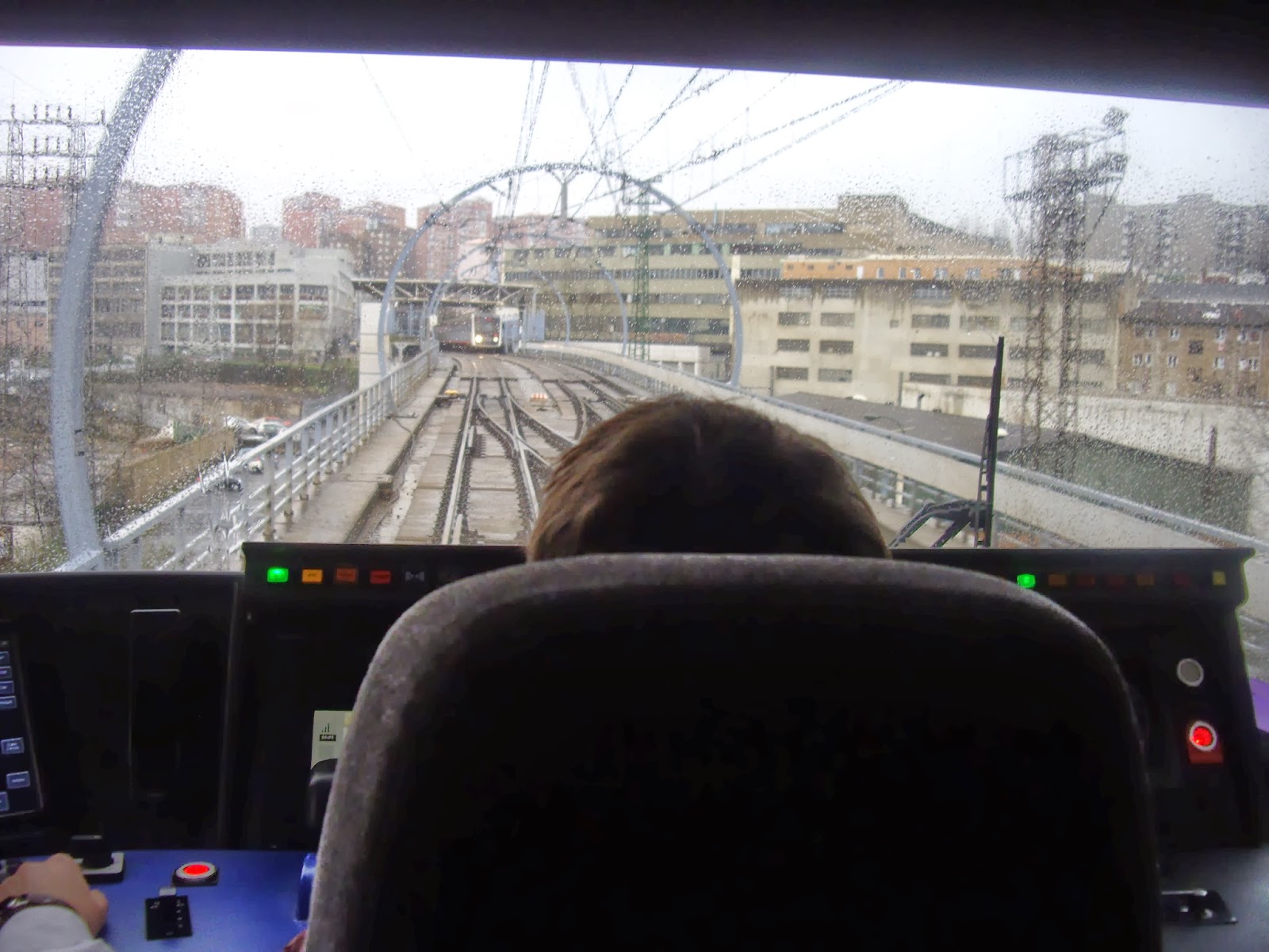 DENOK BATERA: EL METRO DE BILBAO