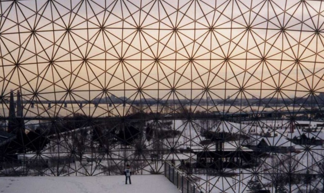The Mathematical Tourist: Geodesic Mesh