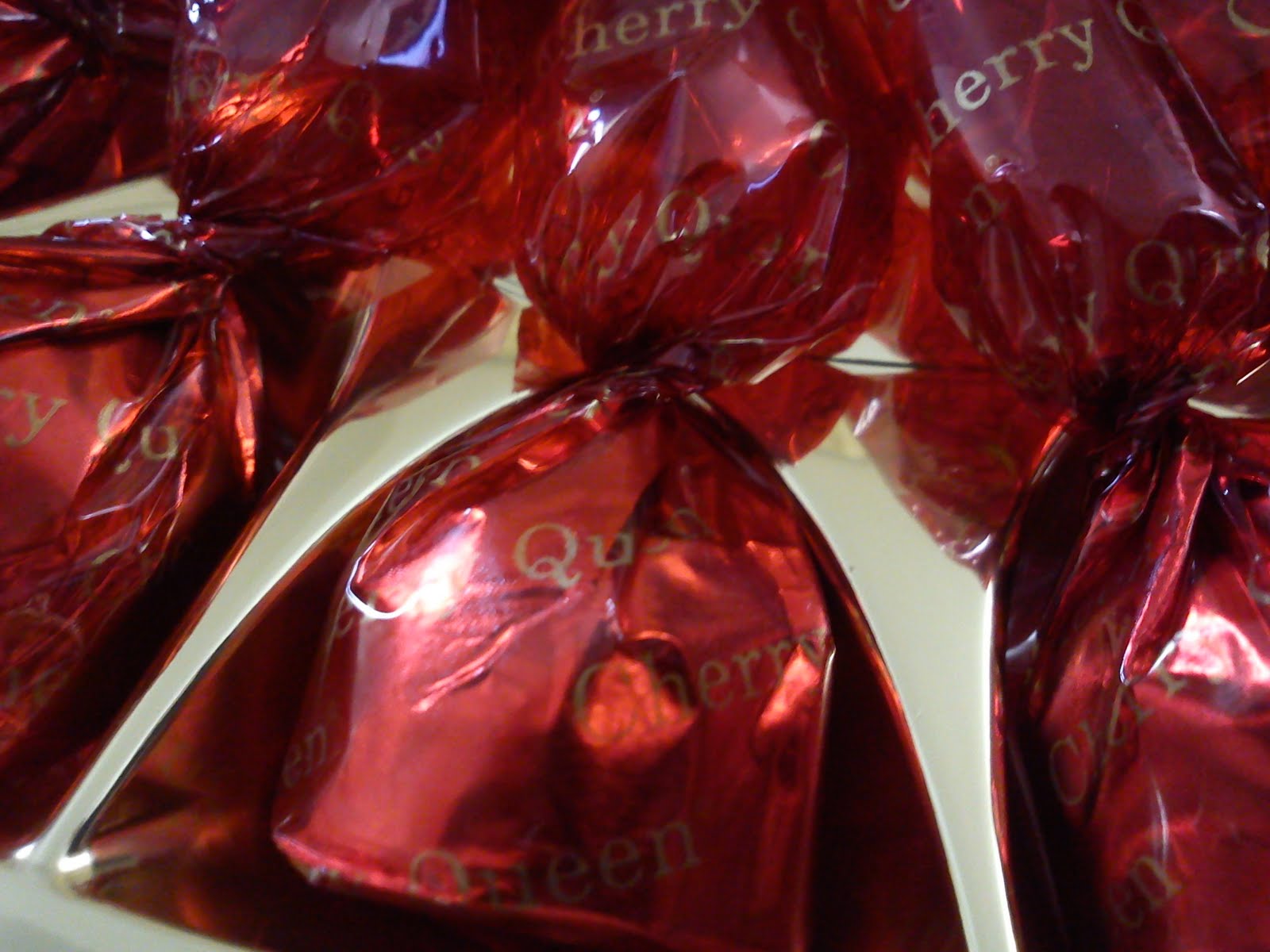**~My Journey My Life~**: Cherry Queen [Chocolate Pralines With Cherry]