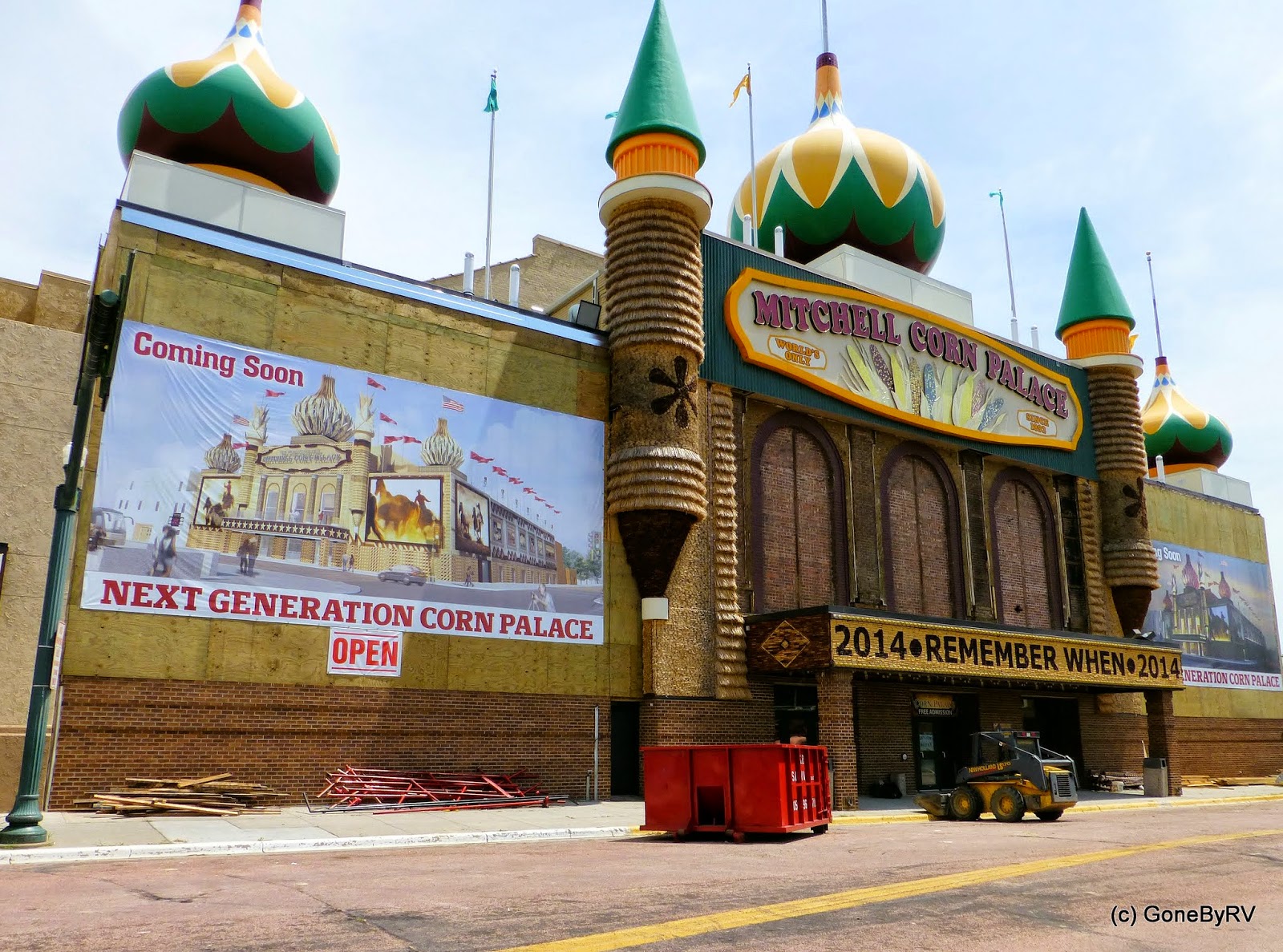 GoneByRV: The Mitchell Corn Palace