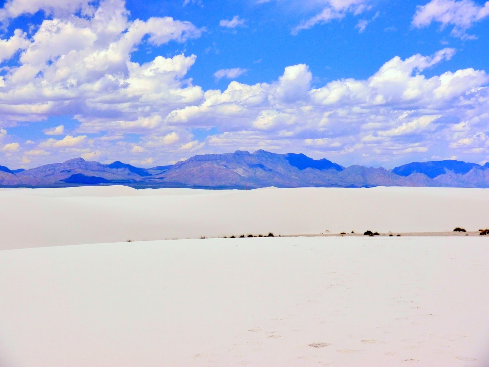 American Travel Journal: Mid-Day on Dunes Drive - White Sands National ...