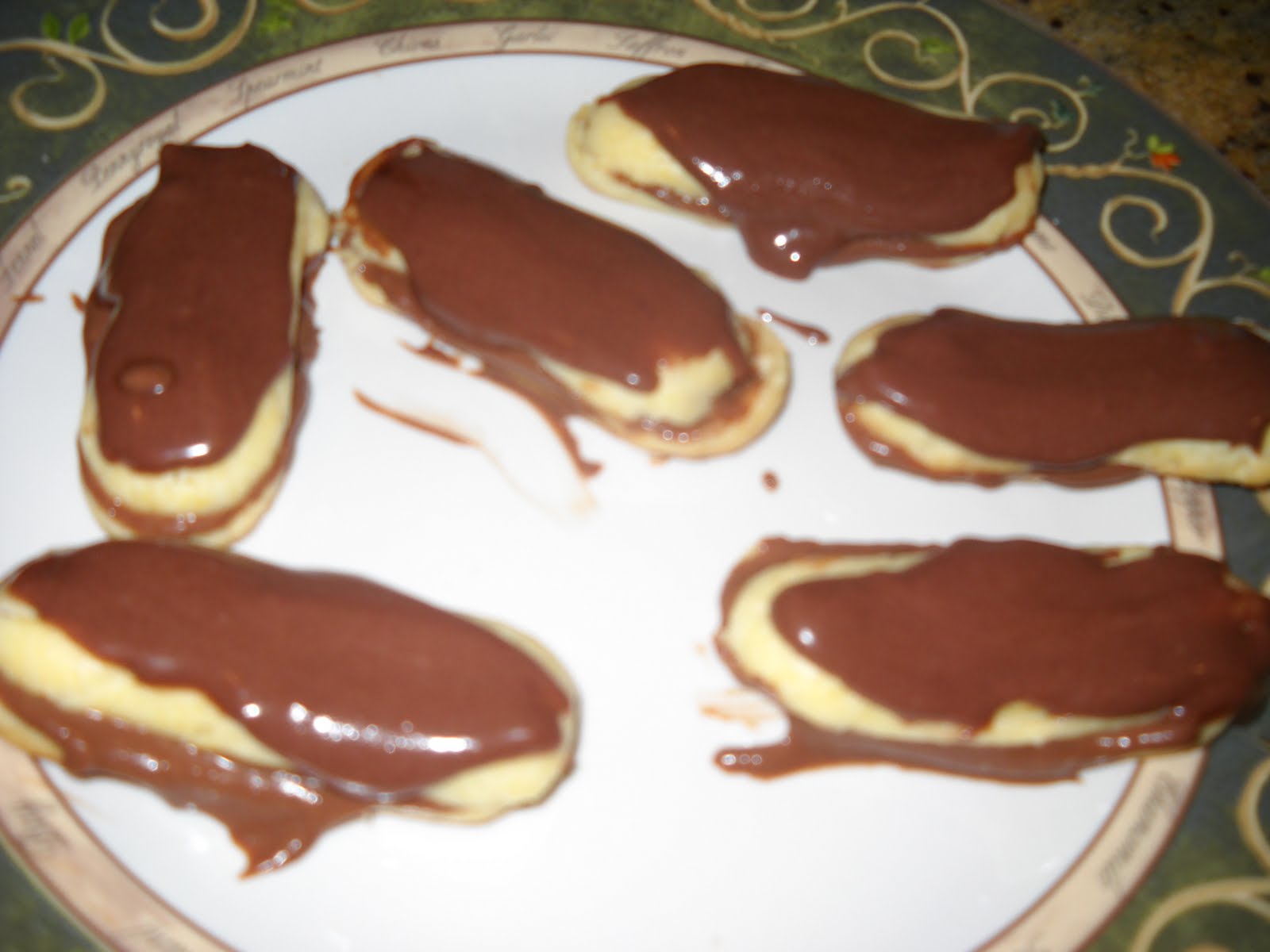 FFwD - Chocolate eclairs | Laws of the Kitchen