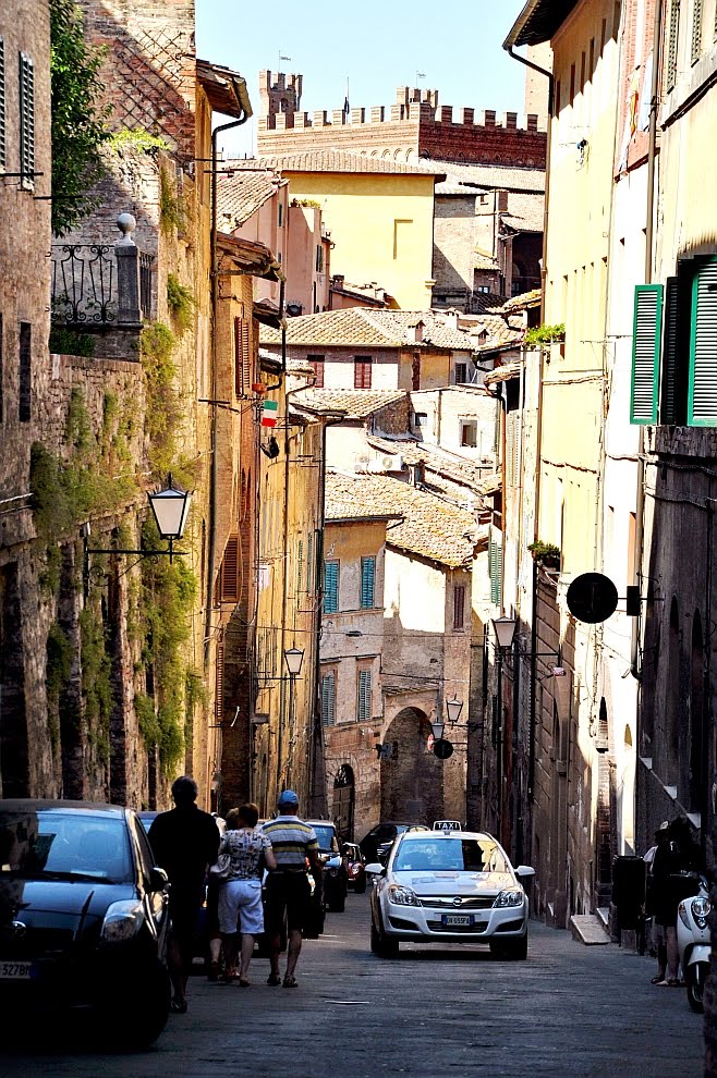 Marcin Rau Photography: Streets of Siena, Italy