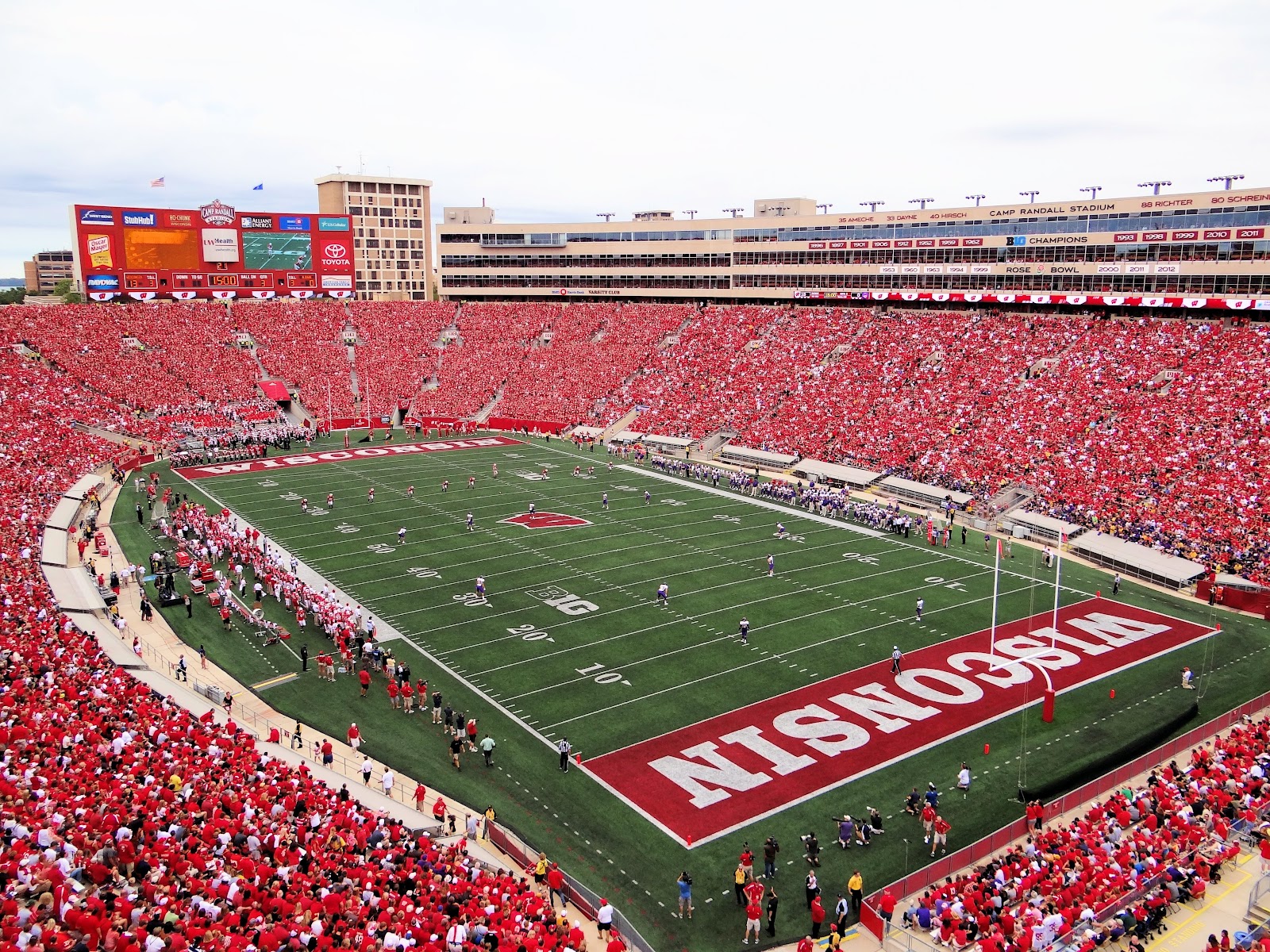Two Kids a Dog and a Camera: Badger Football 2012 Season Opens