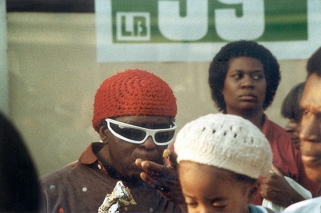 Street Scenes of Philadelphia in the 1980s ~ Vintage Everyday