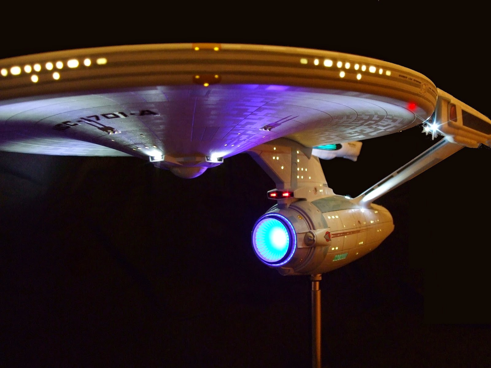 Star Trek ships by PJT Models: Polar lights Refit Enterprise 1/350
