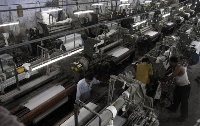 Full Moon Night at kutch ,Gujarat: RAO TRAVEL- TEXTILE INDUSTRY AHMEDABAD