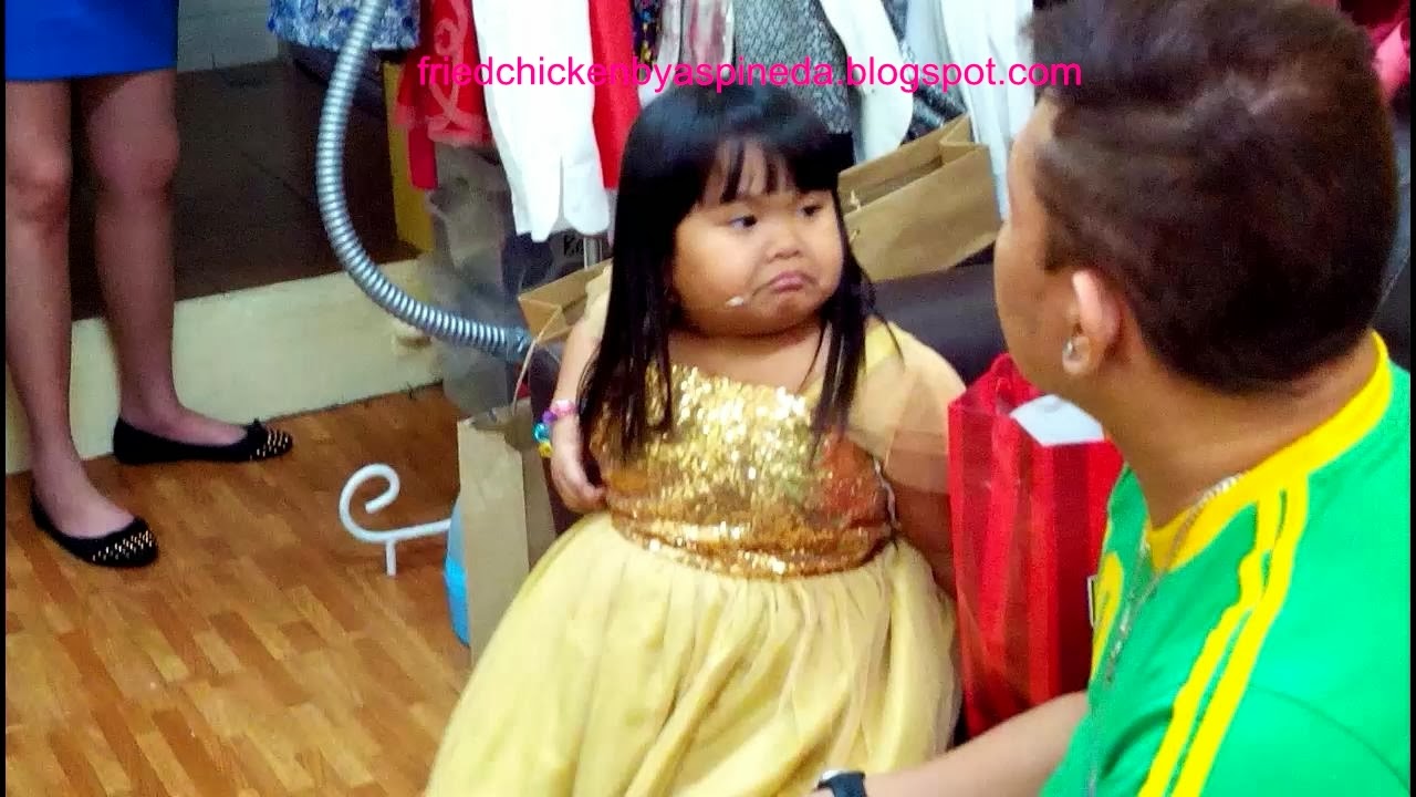 Fried Chicken for the Soul.: Ryzza Mae's Many Funny Faces!