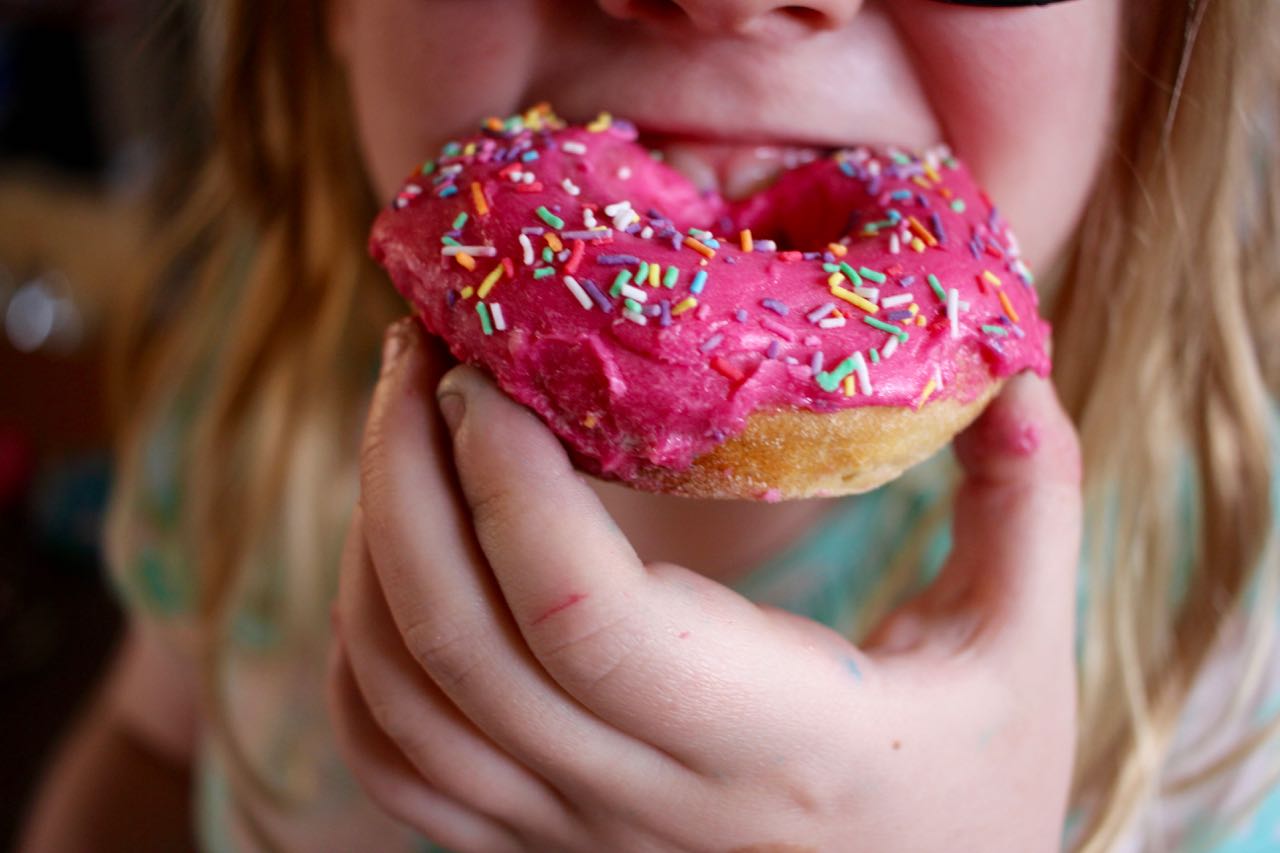 Green Gourmet Giraffe: Overnight baked sourdough doughnuts (vegan)