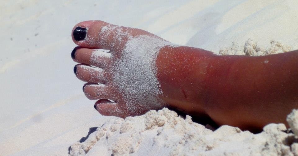 Foot Goddess Grace: Photo Gallery: Holiday Feet - 19 pics