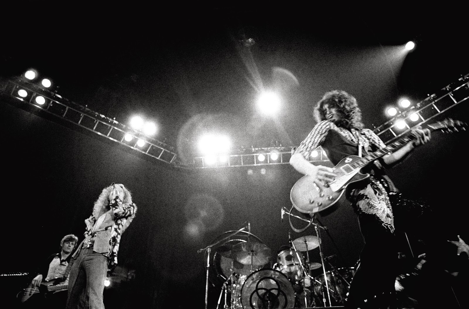 LOOOLOBLOG ♫ ♫ ♫: Led Zeppelin - Remasters - 1990