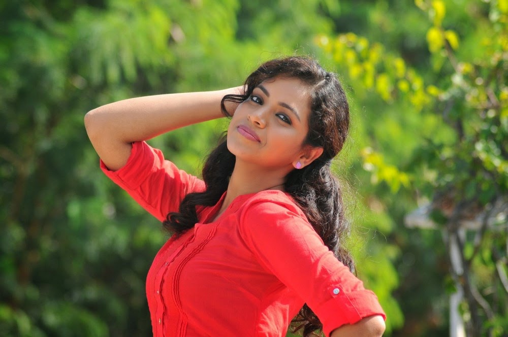 Actress Gowthami Chowdary Latest Stills - Cine Gallery