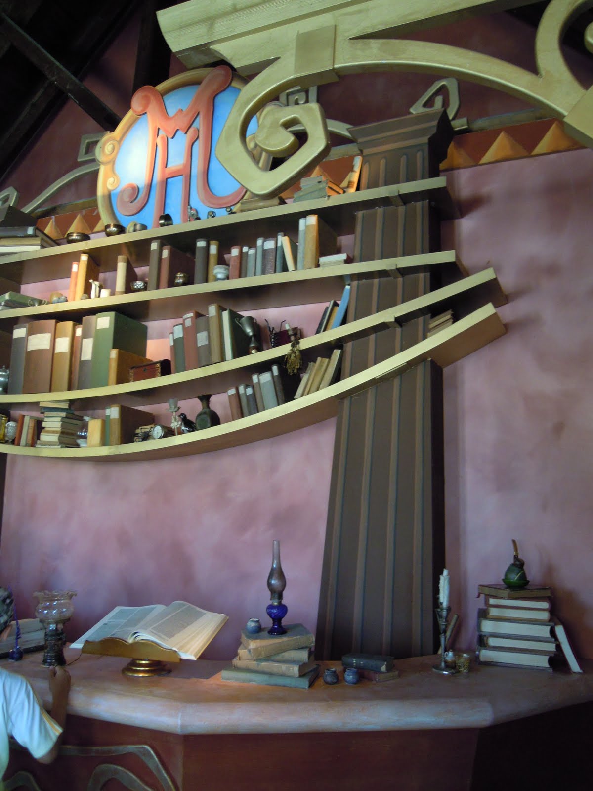 Voglio andare a Walt Disney World: Com'è la Maison Houdini a Rainbow ...