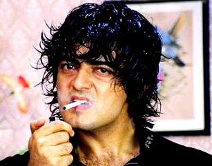 Thala Thalapathy rulezzz: Ajith's Film Varalaru To Be Kannada