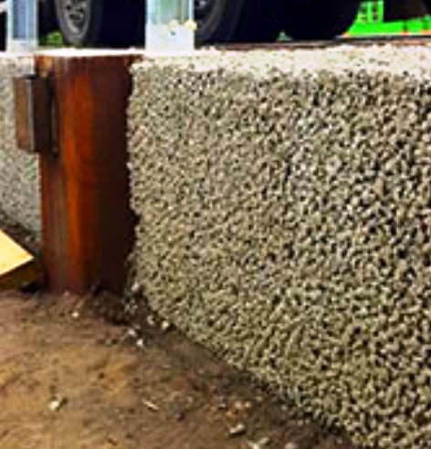 What are the Advantages of Large Pores in No-fines Concrete?