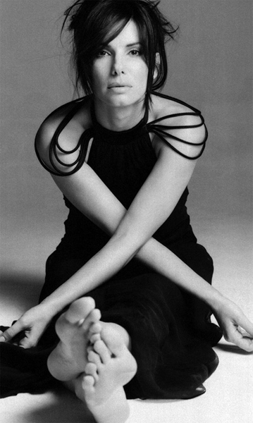 Sandra Bullock | Pandora's Caja, Cafe Con Leche Photo and Image Gallery