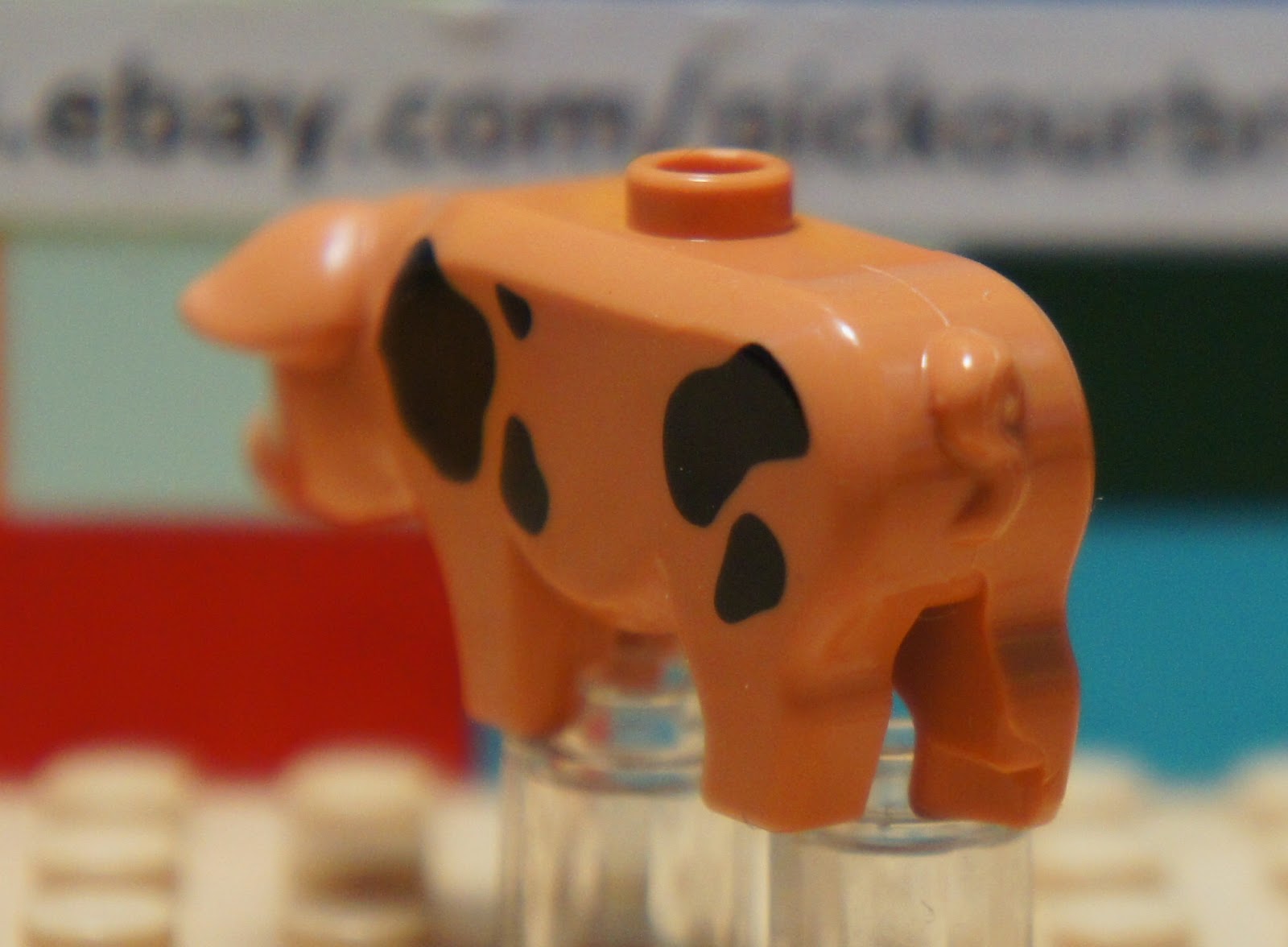 LEGO 6068981 Flesh Animal PIG HOG BOAR PORK 1x4x1 2/3 w/ Black Spots ...