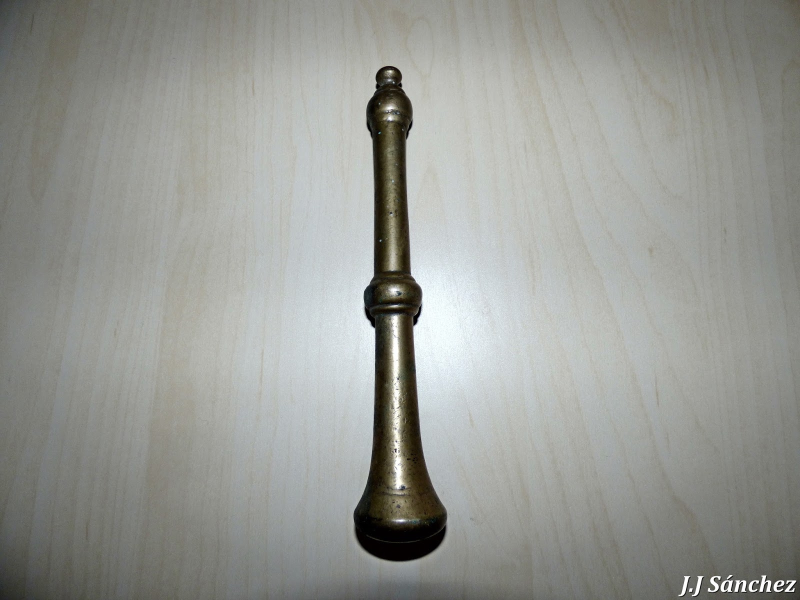 Montehermoso Cultural: Mano de almirez de bronce del siglo XIX