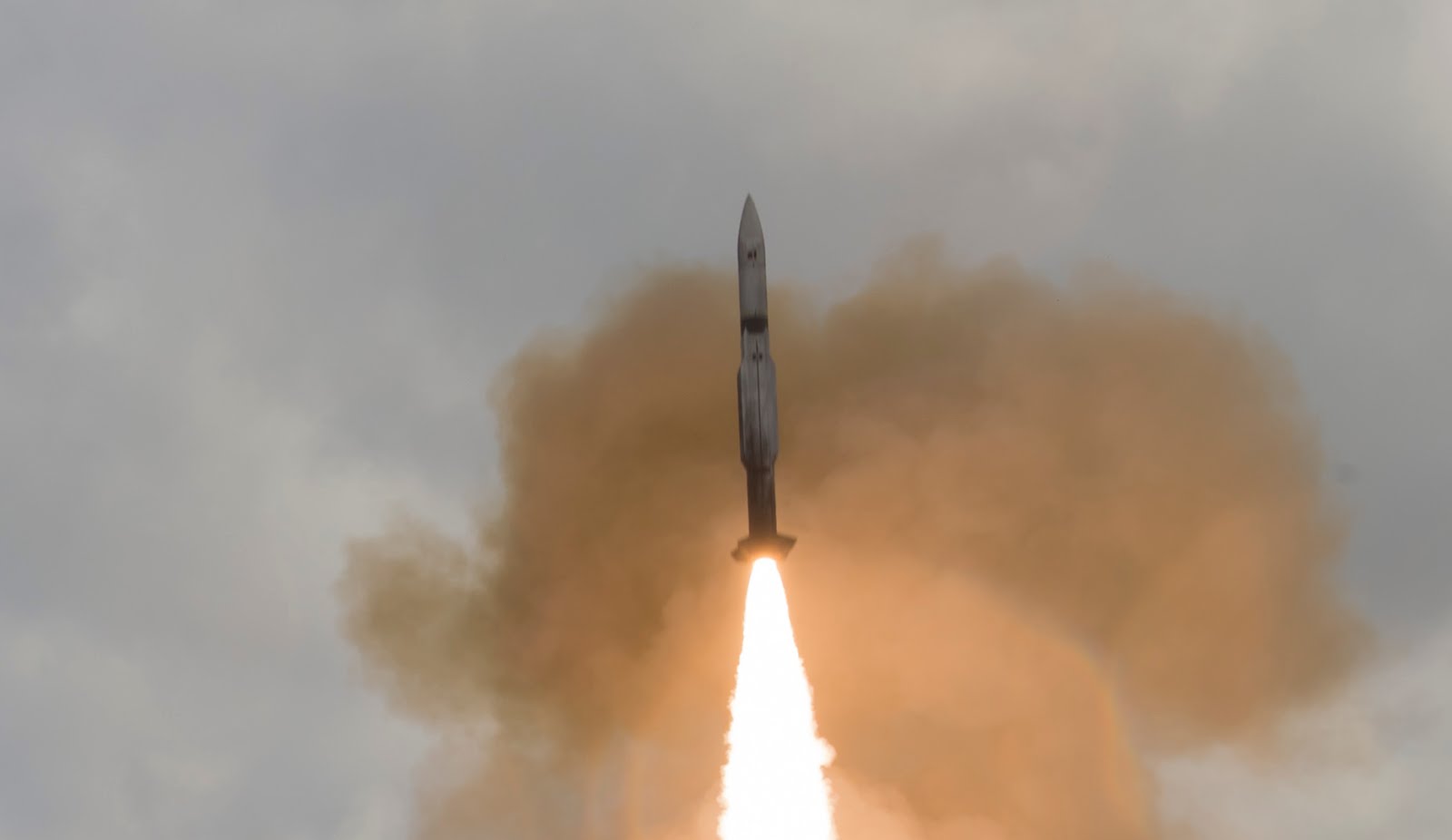 Standard Missile 2 Midcourse Guidance