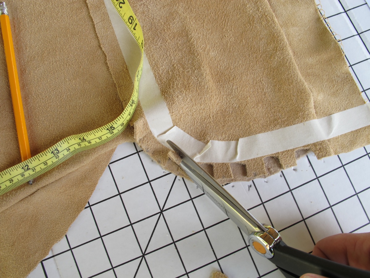 Stitching Up History: Square Notch Fringe On The Two Hide Strap Dress