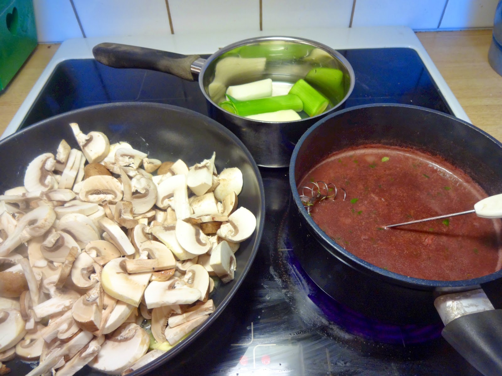 Edels Mat : Ovnsbakt skreiloins med smørdampet sopp & purre og rødvinsaus ⊱